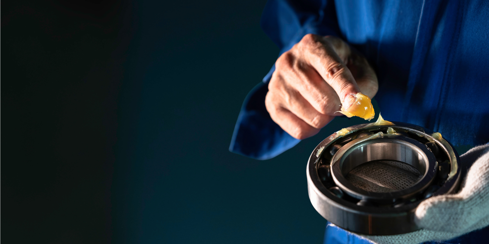 5 Tips on How to Recognize the Cause of Bearing Failure